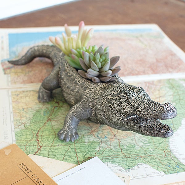 Alligator Planter | The Artistic Flip Flop